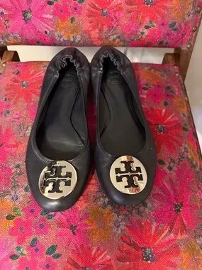 Tory Burch | Shoes | Tory Burch Dark Navy Blue Leather Silver Logo ...